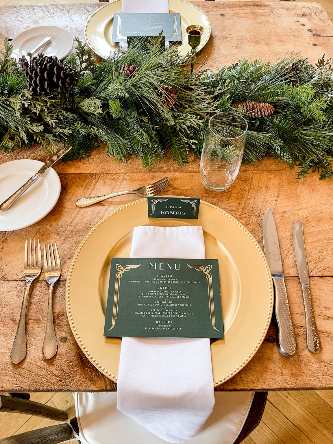 Napkin Fold Inspiration for Wedding Receptions - assortedartistries.com